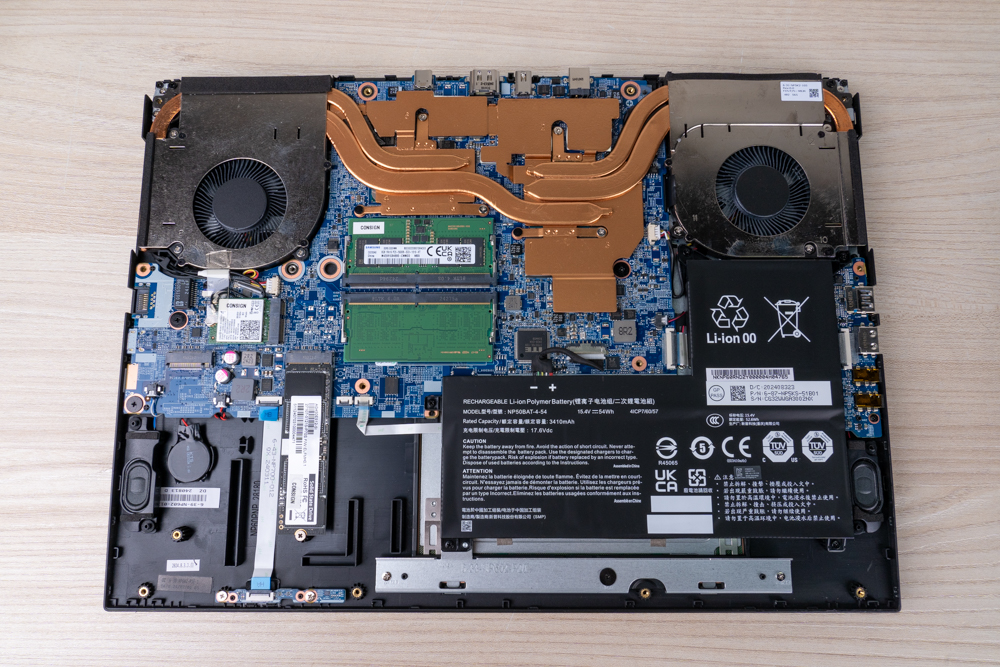 性價之選！GIGABYTE G6 KF (2024) 電競筆電開箱測試 | RTX 4060光追甜品戰鬥機 | XFastest News