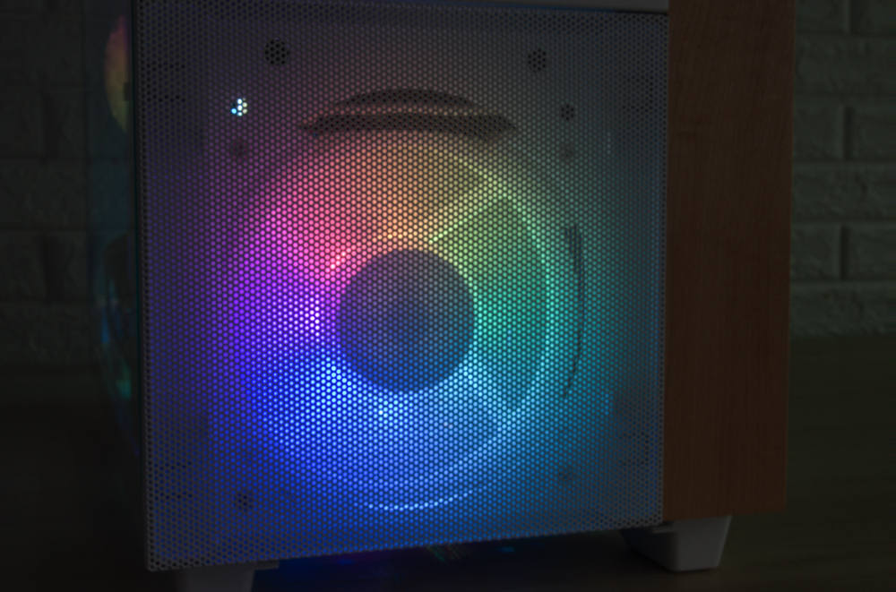 拼接風扇新選擇！ INWIN 迎廣 LYNX LN120 / 120P | Type-C接口快扣設計 | XFastest News