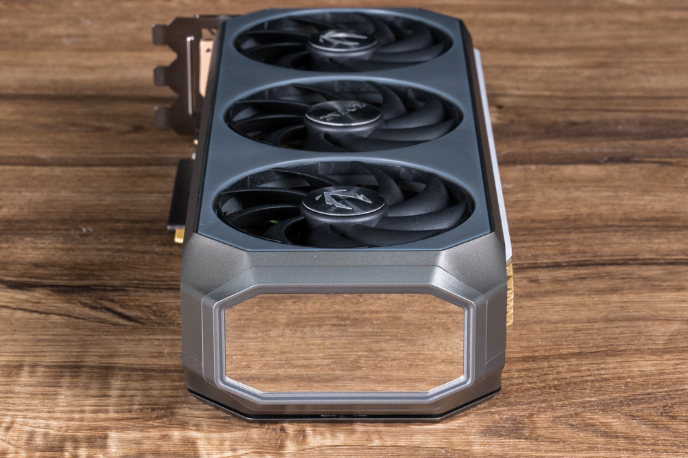 光害加身！ ZOTAC GAMING GeForce RTX 5080 AMP EXTREME INFINITY 顯示卡開箱評測 | 時尚設計 ...