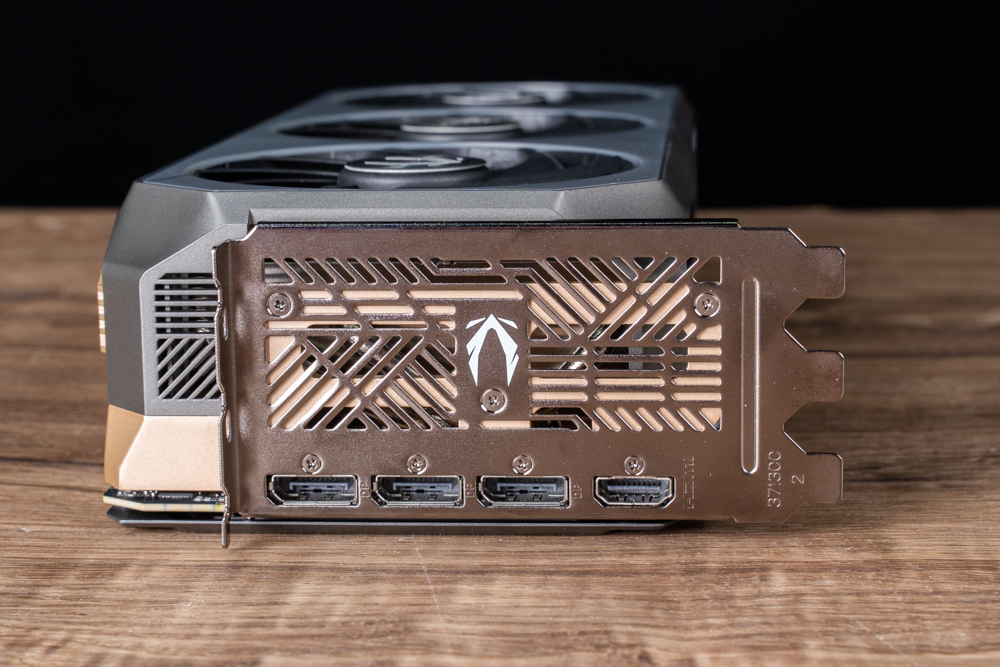 光害加身！ ZOTAC GAMING GeForce RTX 5080 AMP EXTREME INFINITY 顯示卡開箱評測 | 時尚設計 ...