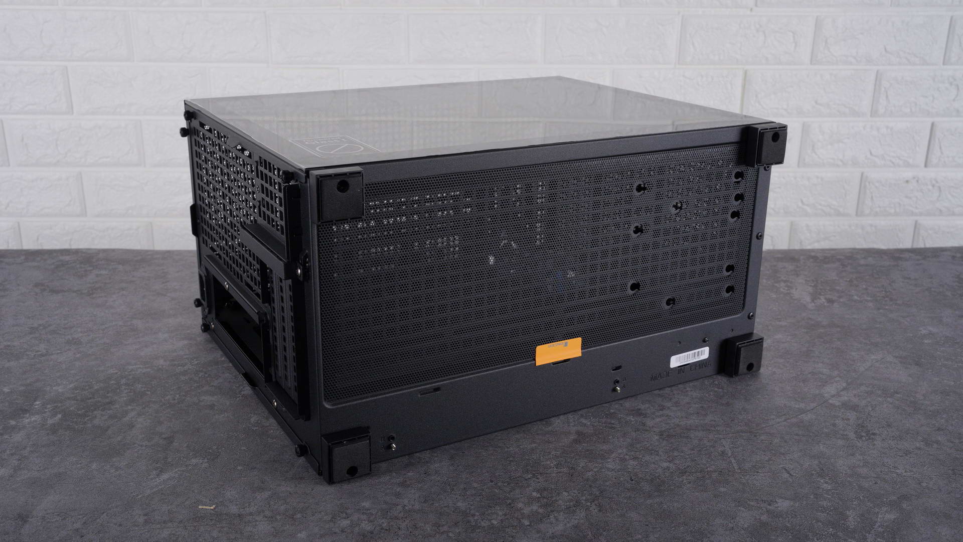 JONSBO 喬思伯 D32 PRO 經典再進化的M-ATX電腦機殼體驗分享-JONSBO,喬思伯,D32 PRO,機殼,M-ATX