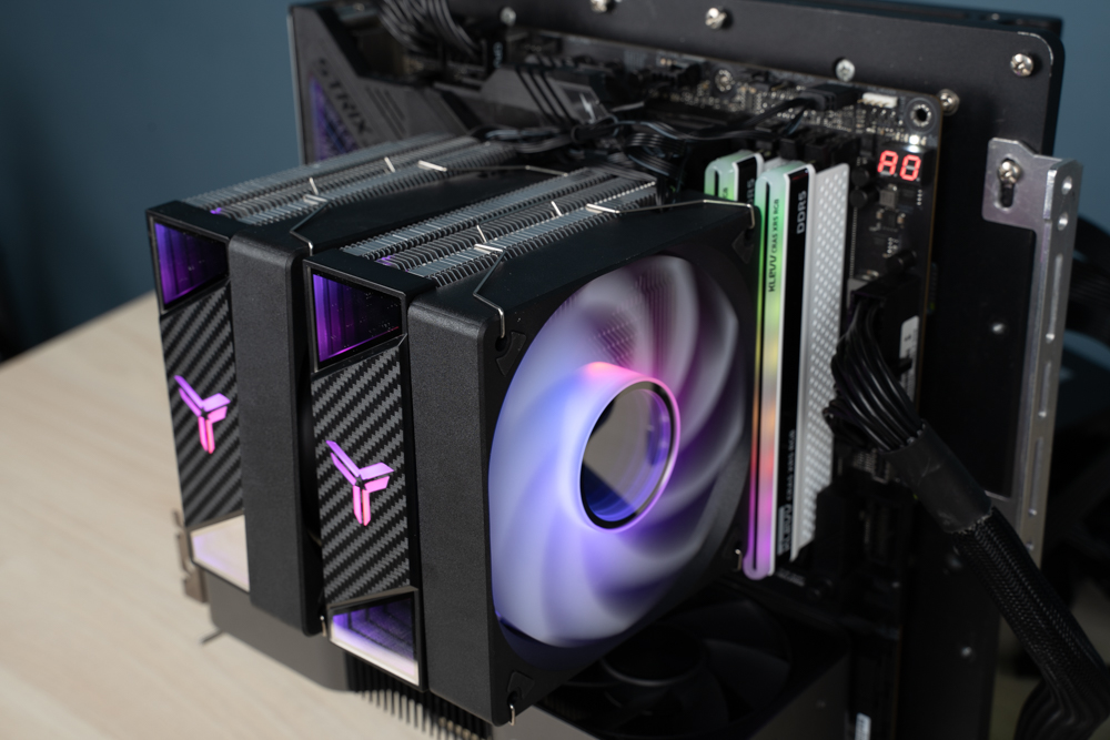 塔后CP之王 / JONSBO喬思伯CR3000雙塔雙風扇空冷散熱器開箱 | XFastest News