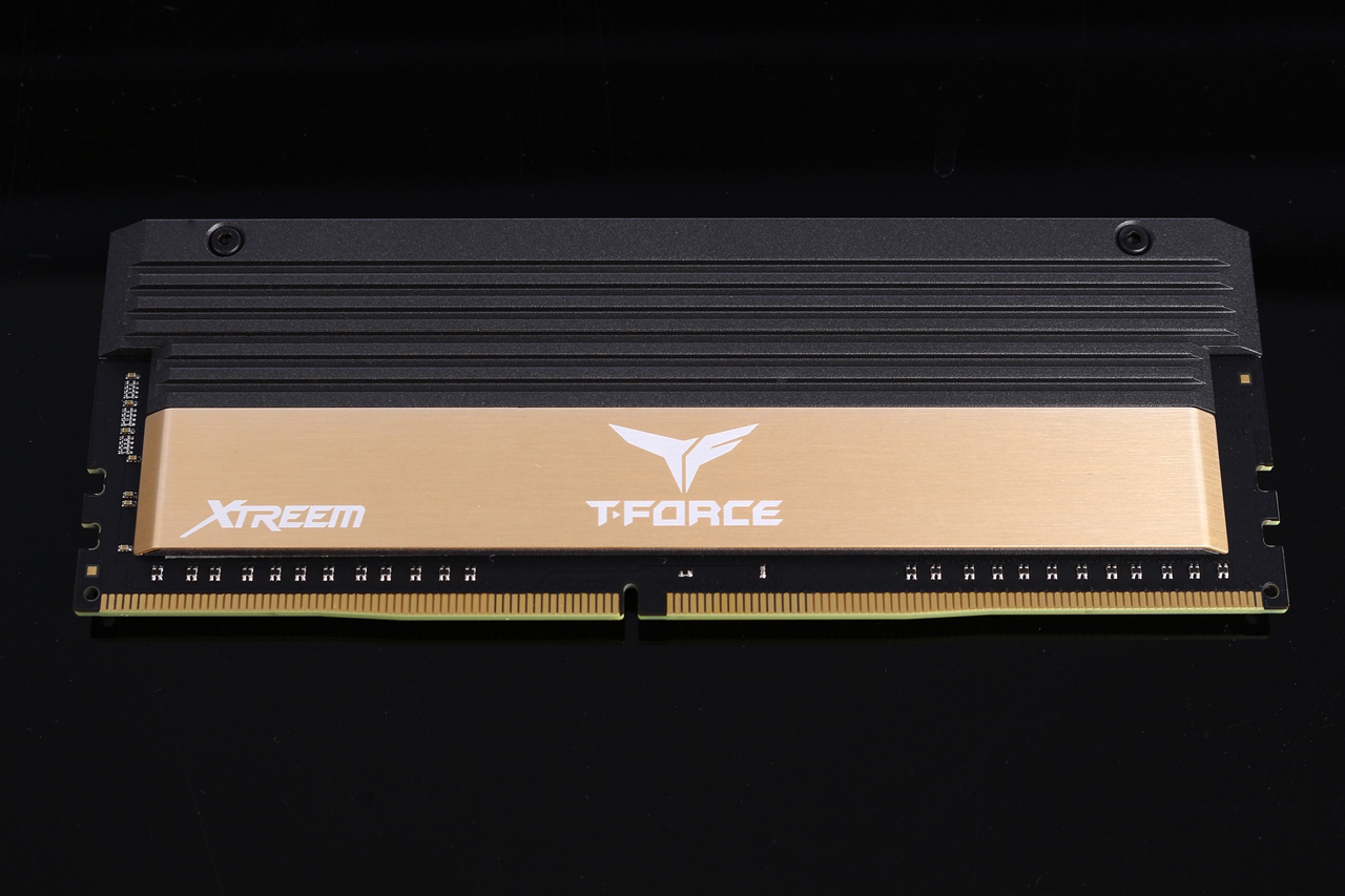 Team Group T-FORCE XTREEM DDR4-4000記憶體效能與質感兼具，空冷直上DDR4-4420MHz ...