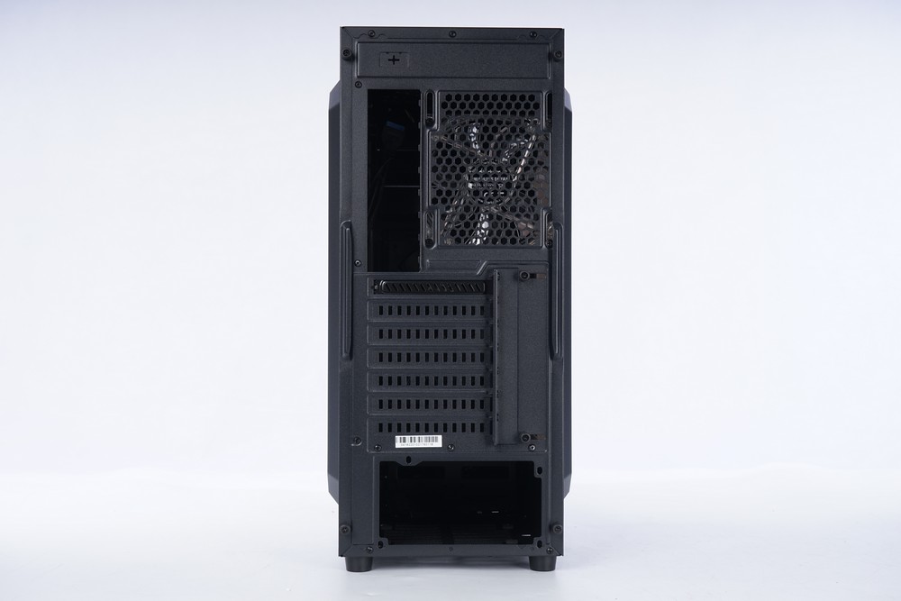 Sharkoon VS7防禦者機殼開箱/擴充支援良好平價再附3組風扇[XF] | XFastest News