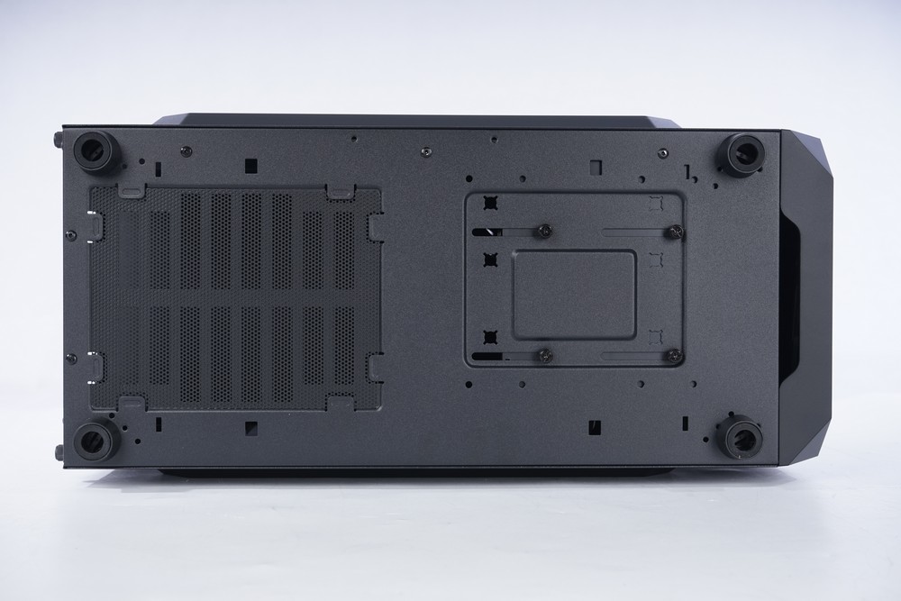 Sharkoon VS7防禦者機殼開箱/擴充支援良好平價再附3組風扇[XF] | XFastest News