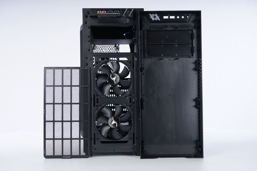 Sharkoon VS7防禦者機殼開箱/擴充支援良好平價再附3組風扇[XF] | XFastest News