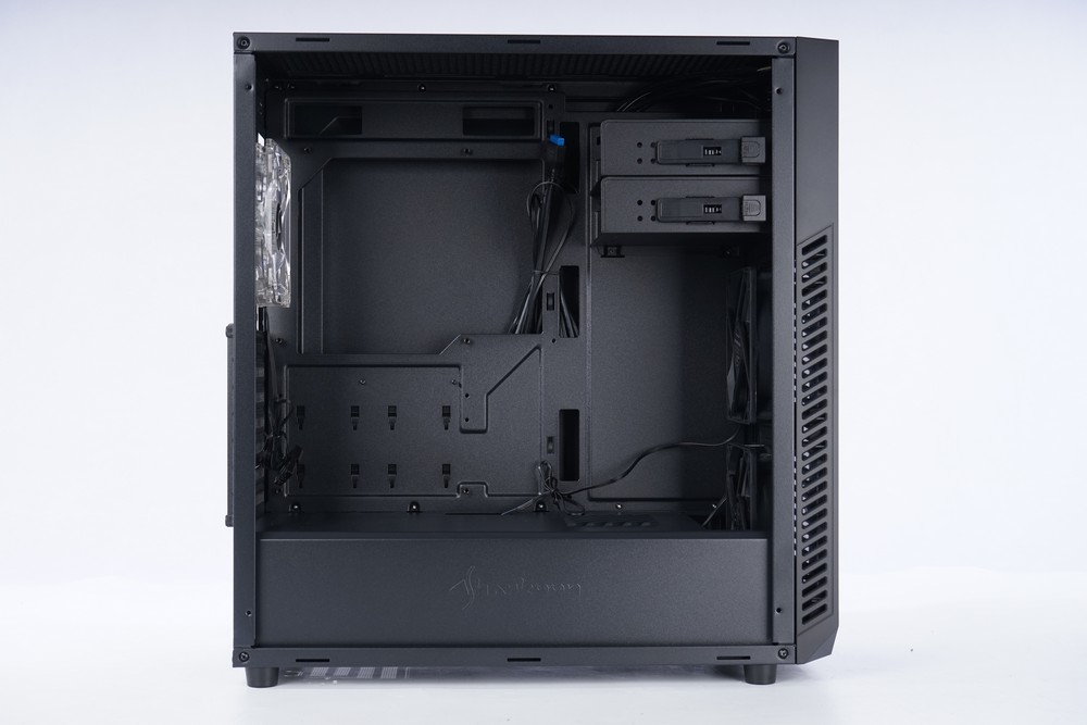 Sharkoon VS7防禦者機殼開箱/擴充支援良好平價再附3組風扇[XF] | XFastest News