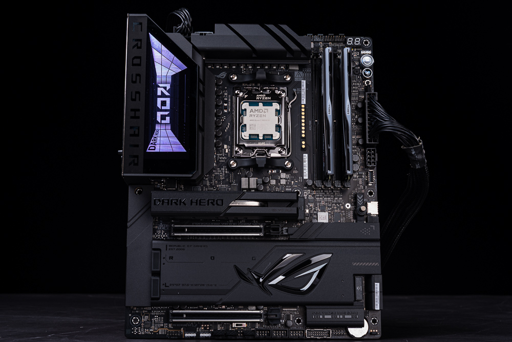 黑暗英雄！ROG CROSSHAIR X870E DARK HERO 開箱測試 / EZ DIY 進化、3D VC 散熱器-ROG ...
